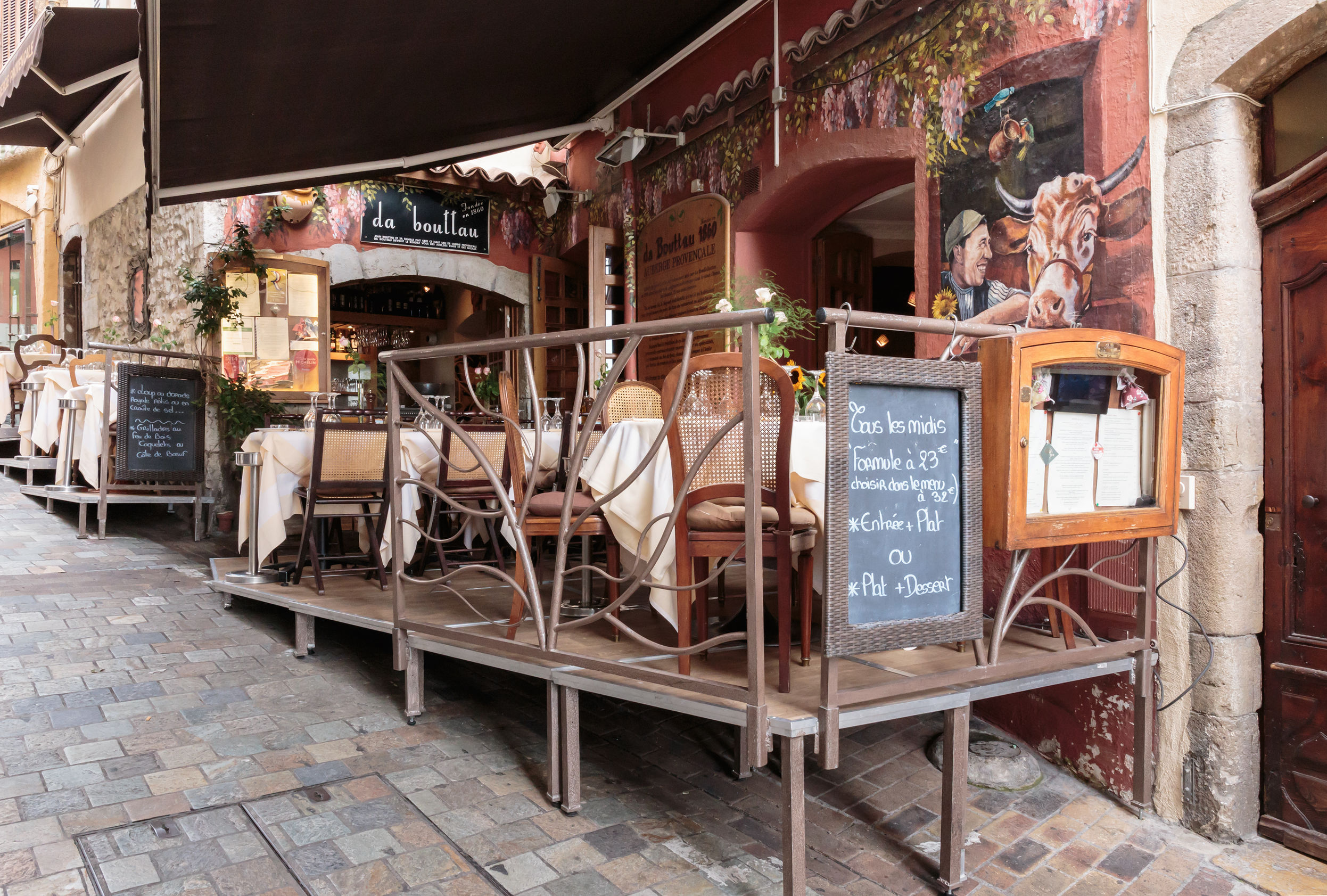 Le Suquet | French Riviera Luxury